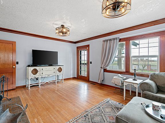 93577 River Rd, Junction City, OR 97448 | Zillow