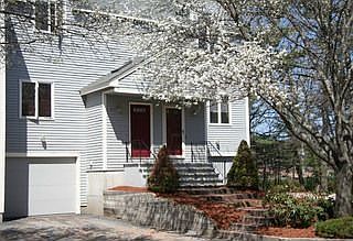 849 Boston Post Rd E APT 8B, Marlborough, MA 01752 | Zillow