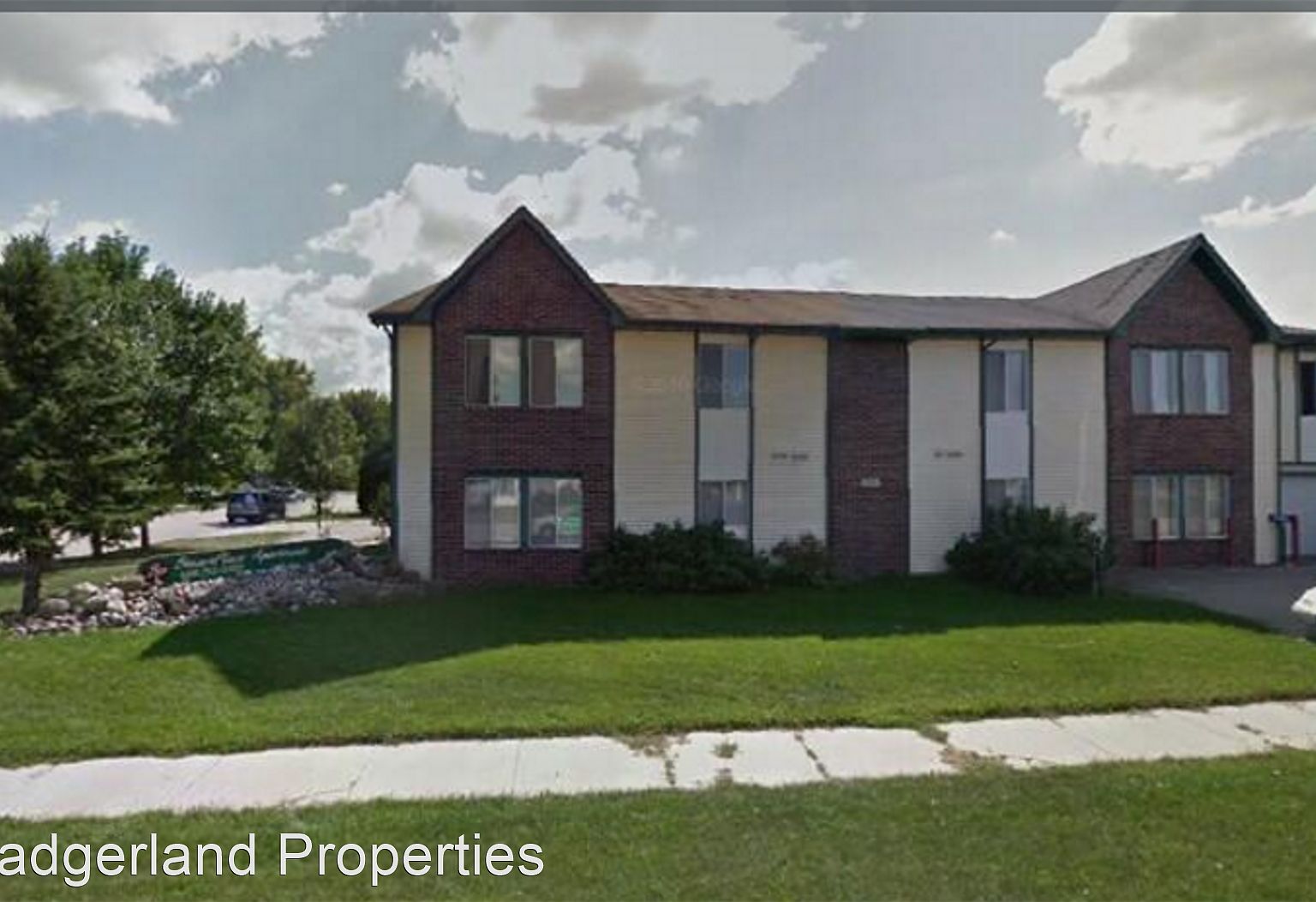 3626 Stuart St APT 7, Janesville, WI 53546 | Zillow