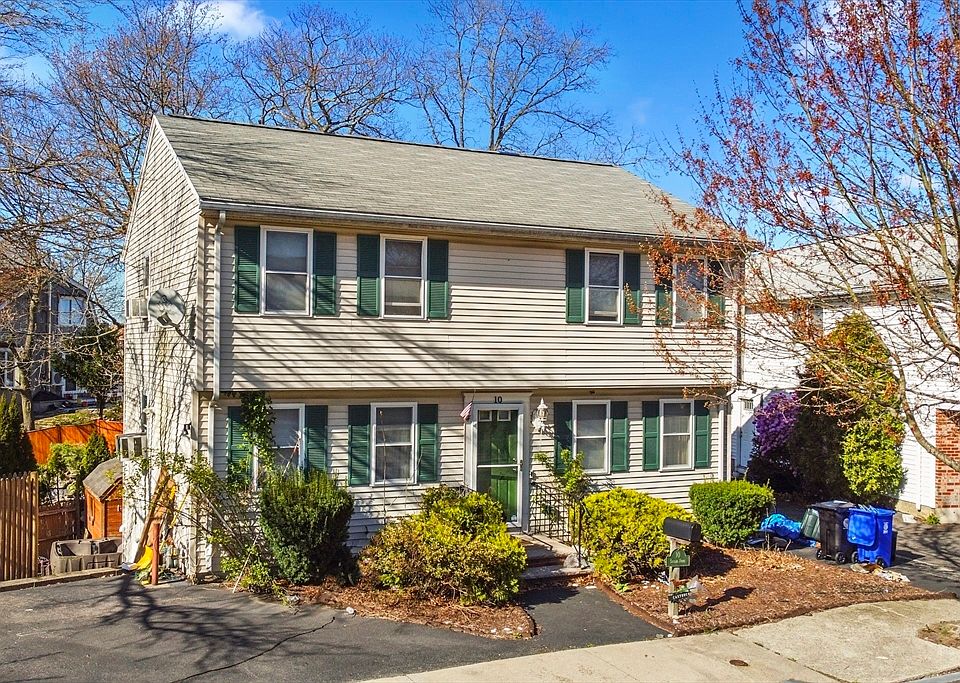 10 Skyline Dr, Malden, MA 02148 | Zillow