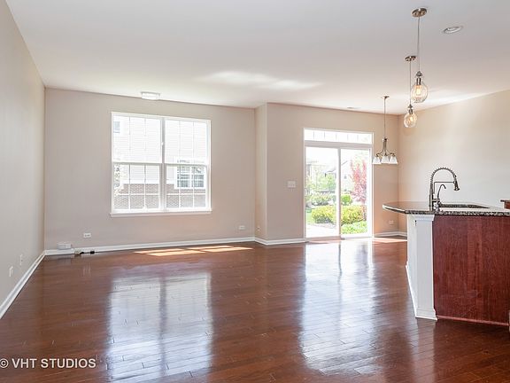 1271 Church Ct, Aurora, IL 60504 | Zillow