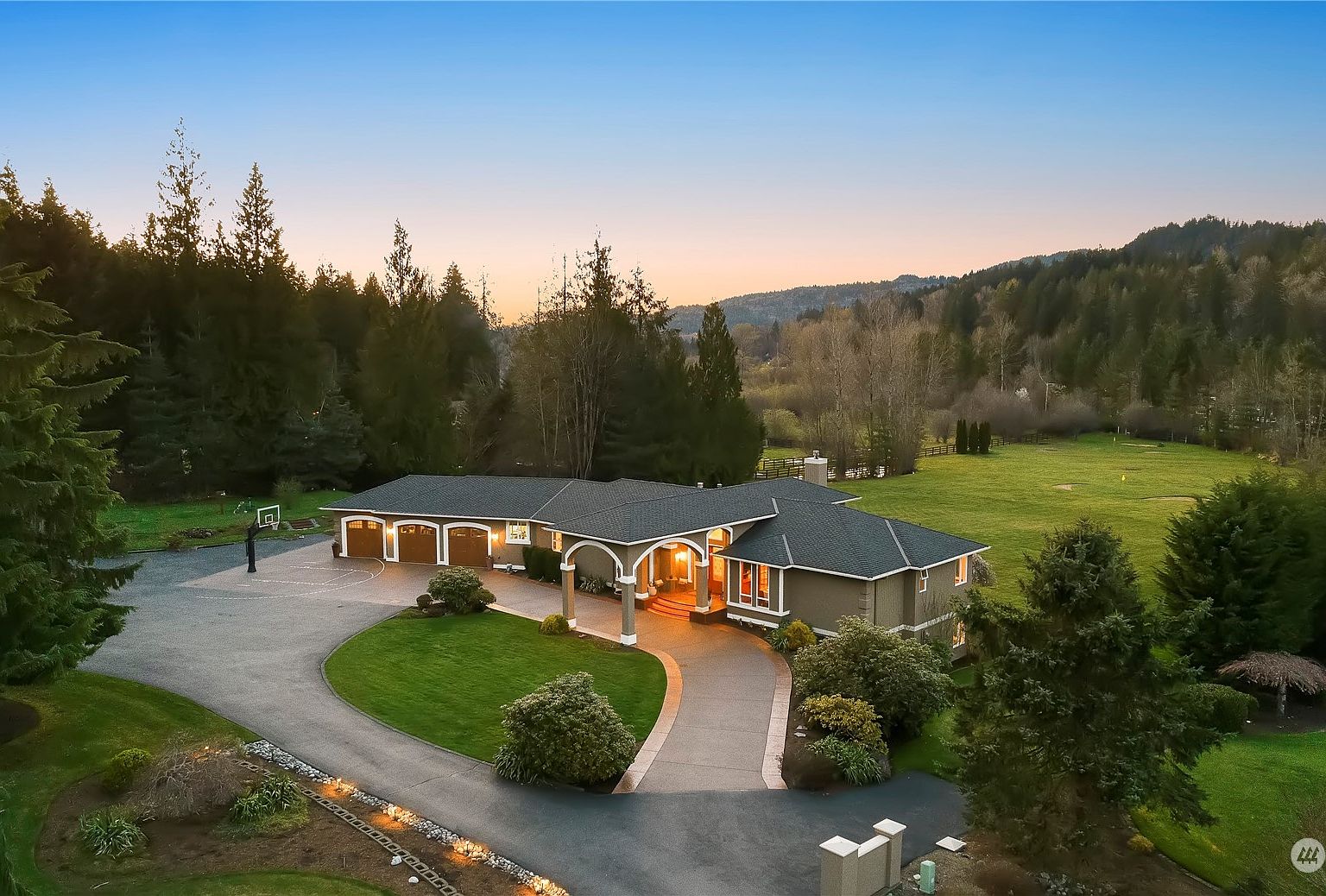 20335 SE 136th Street, Issaquah, WA 98027 | Zillow