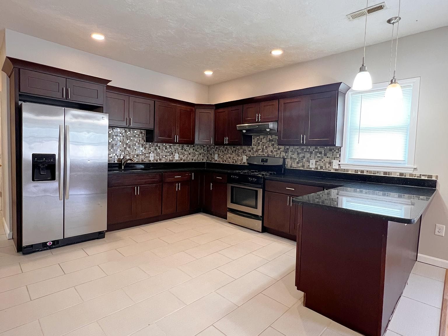 42 Perry Ave #3, Worcester, MA 01610 | Zillow