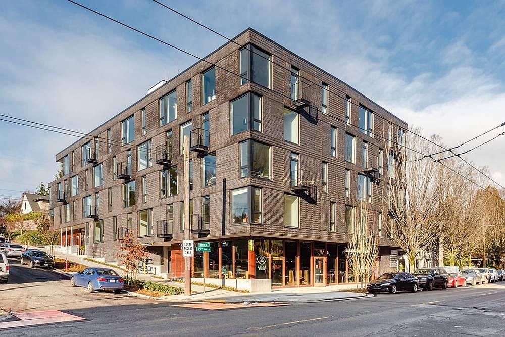 1830 E Mercer St #QE8R7FW15, Seattle, WA 98112 | Zillow