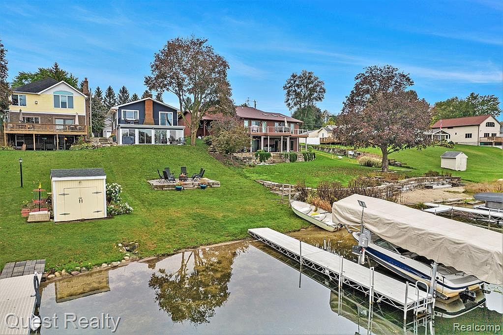 10048 King Rd, Davisburg, MI 48350 | Zillow