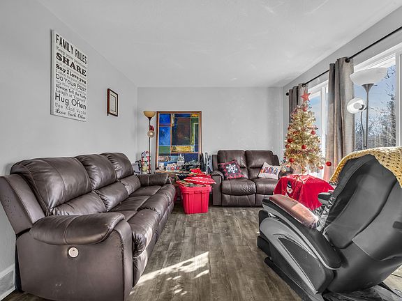 441 Country Club Dr, Tooele, UT 84074 | Zillow