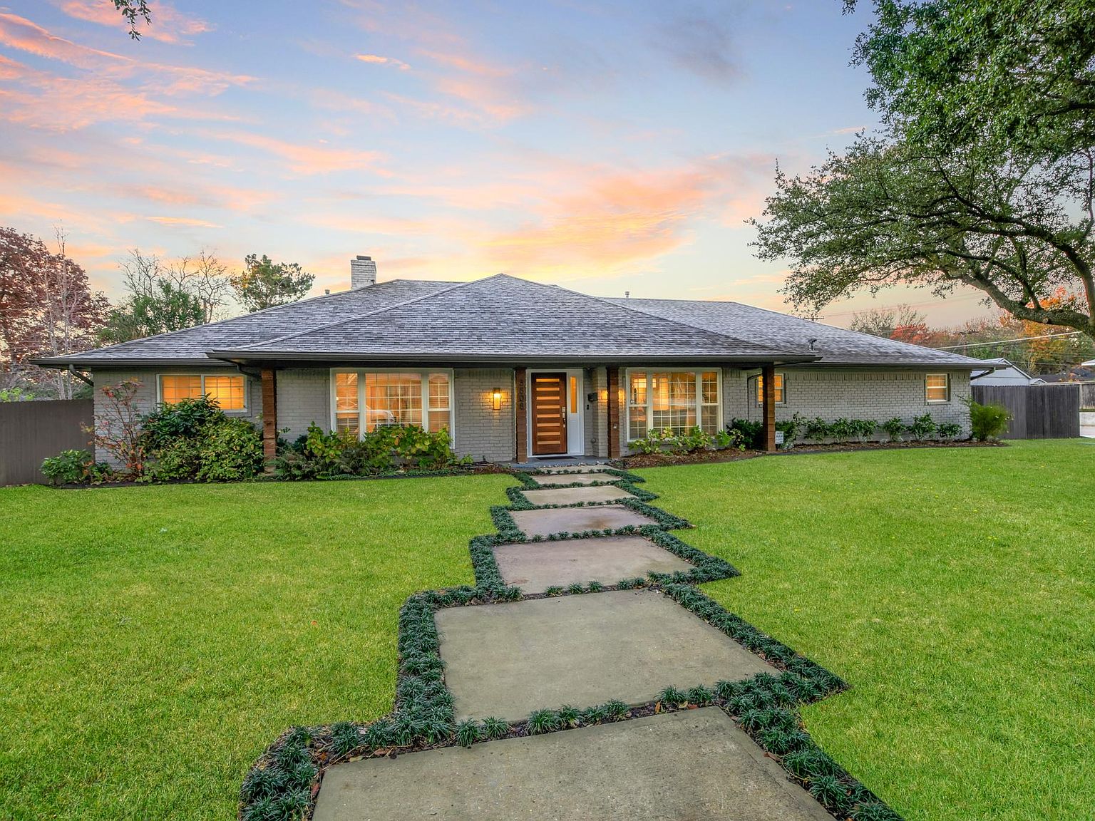 3808 Townsend Dr, Dallas, TX 75229 | Zillow