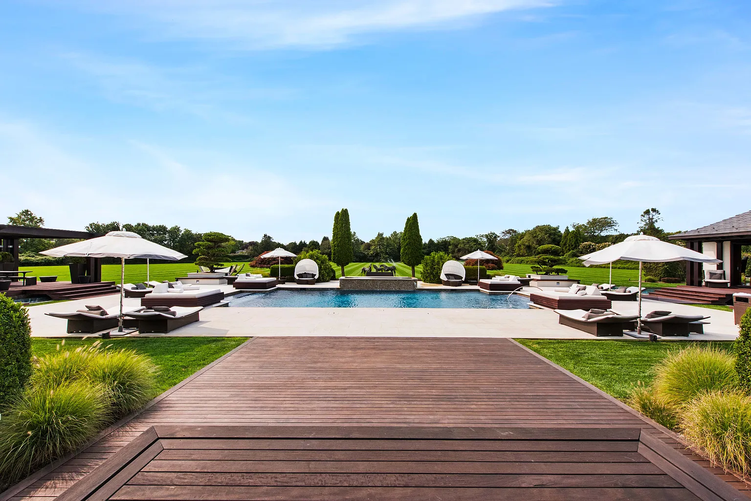 $99.5 Million Mecox Bay Compound Includes 45,000 Sq. Ft. with 24 Beds ...