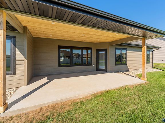630 S Quartzite Ave Tea Sd 57064 Mls 22501809 Zillow
