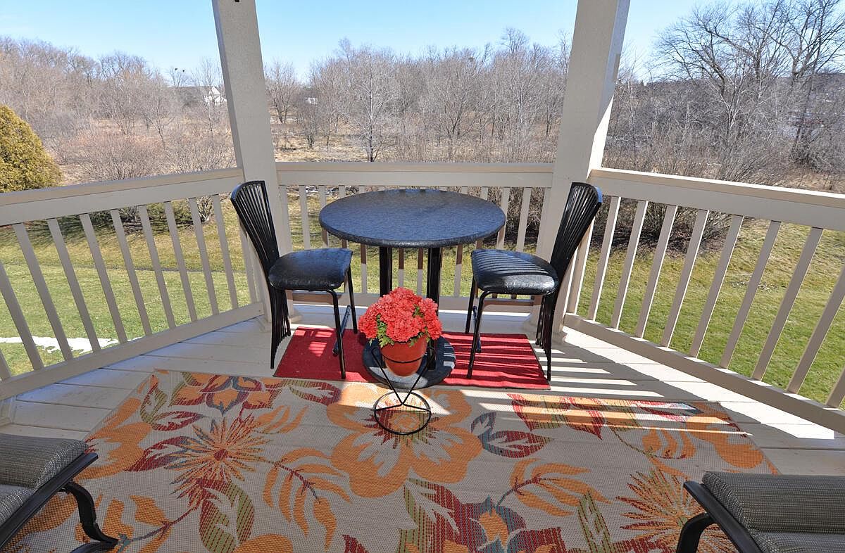 1019 Hunter DRIVE UNIT 66, Racine, WI 53406 | Zillow