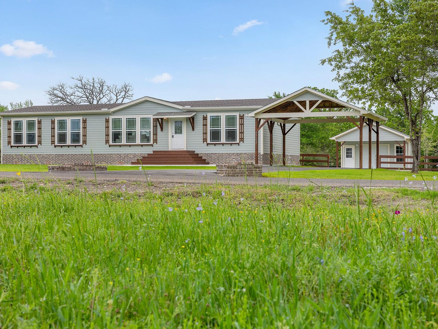 6702 Atakapan Trl, Bedias, TX 77831 | Zillow