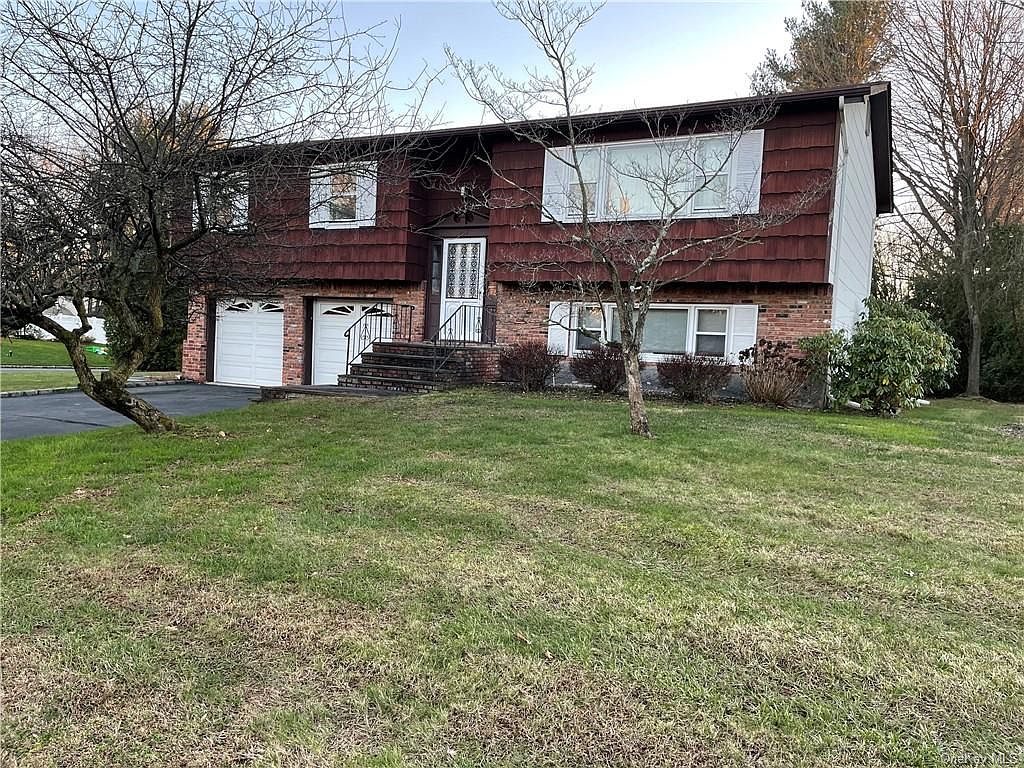 107 Lake Nanuet Dr, Nanuet, NY 10954 | Zillow