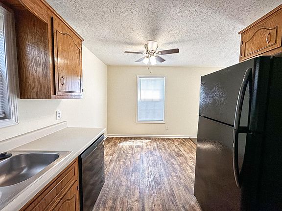 112 Ballygar St APT F, Clarksville, TN 37043 | Zillow