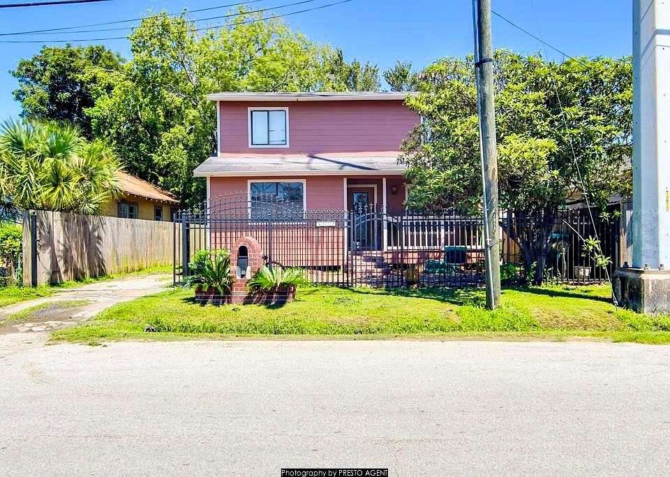 3919 Coyle St, Houston, TX 77003 | Zillow