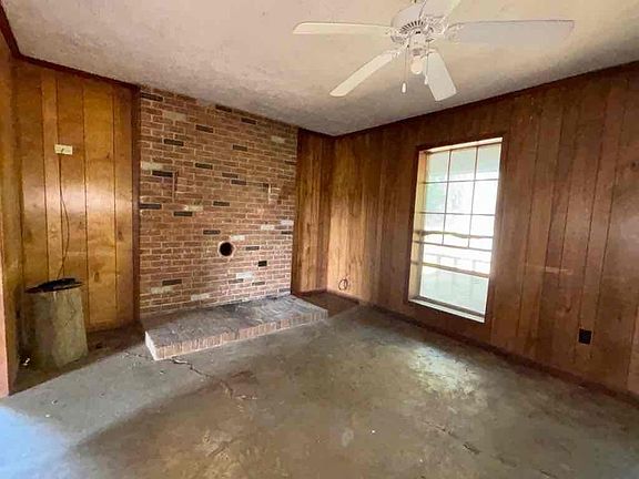 2555 Darracott Rd, West Point, MS 39773 | MLS #24-1989 | Zillow