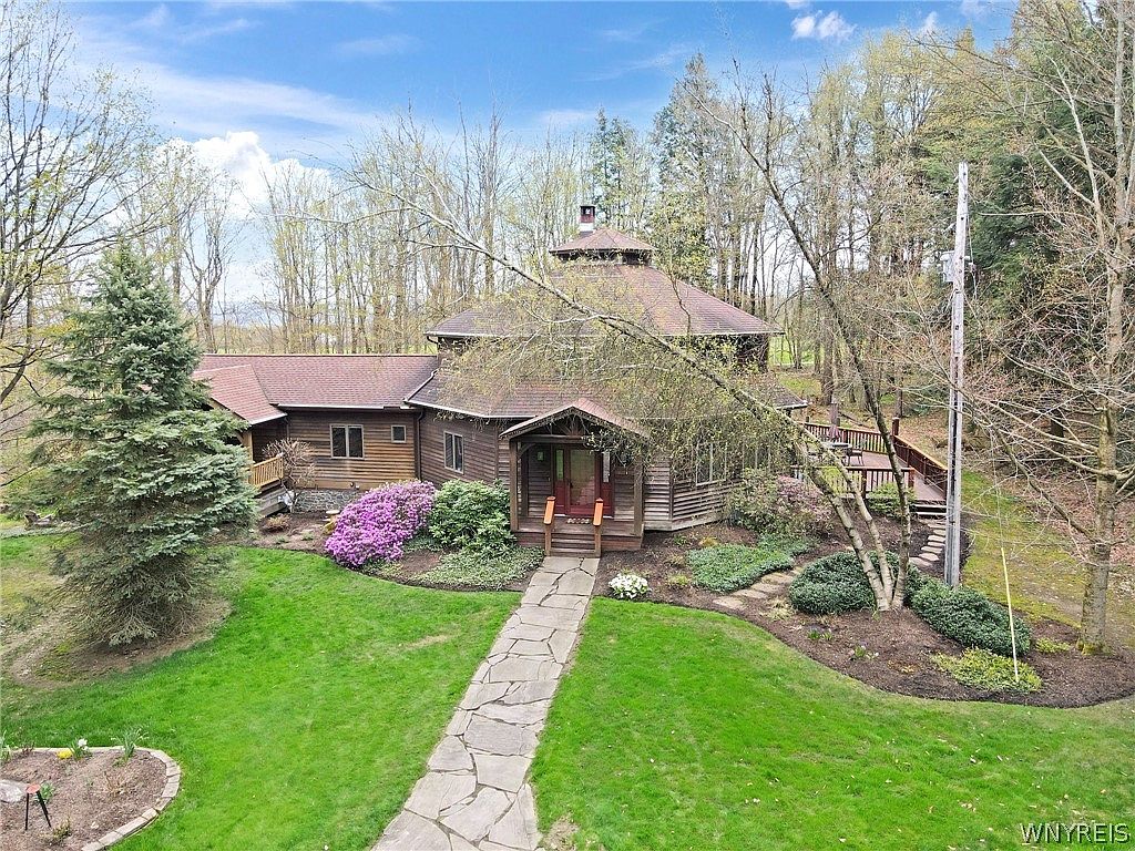 6111 Brown Hill Rd, Springville, NY 14025 | Zillow