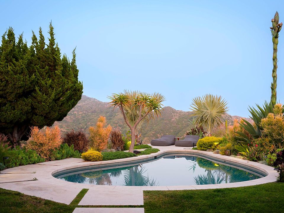 3306 Deronda Dr, Los Angeles, CA 90068 | Zillow