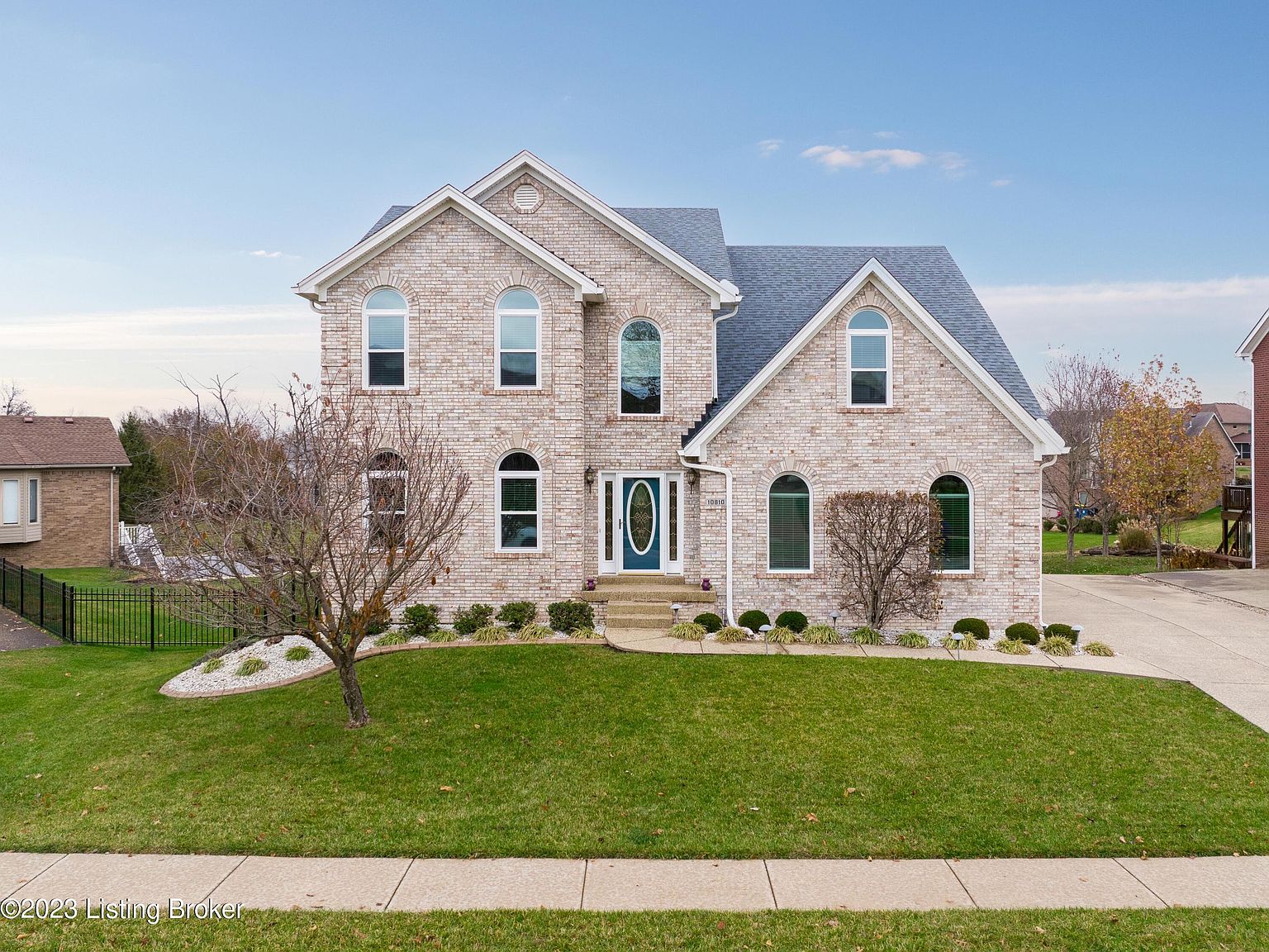 10810 Bardstown Woods Blvd, Louisville, KY 40291 | MLS #1651056 | Zillow