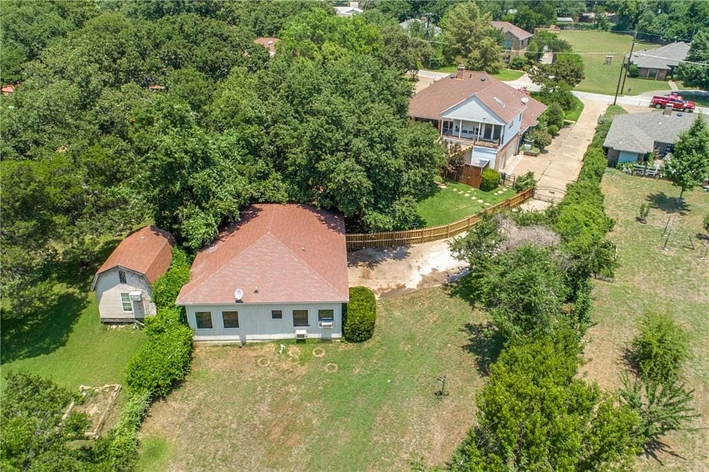 2239 Bolden Rd, Irving, TX 75060 | Zillow