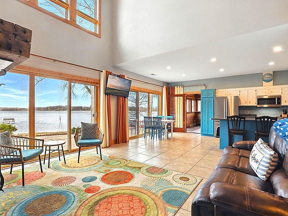 40015 Lake Volney Ln, Le Center, MN 56057 | Zillow