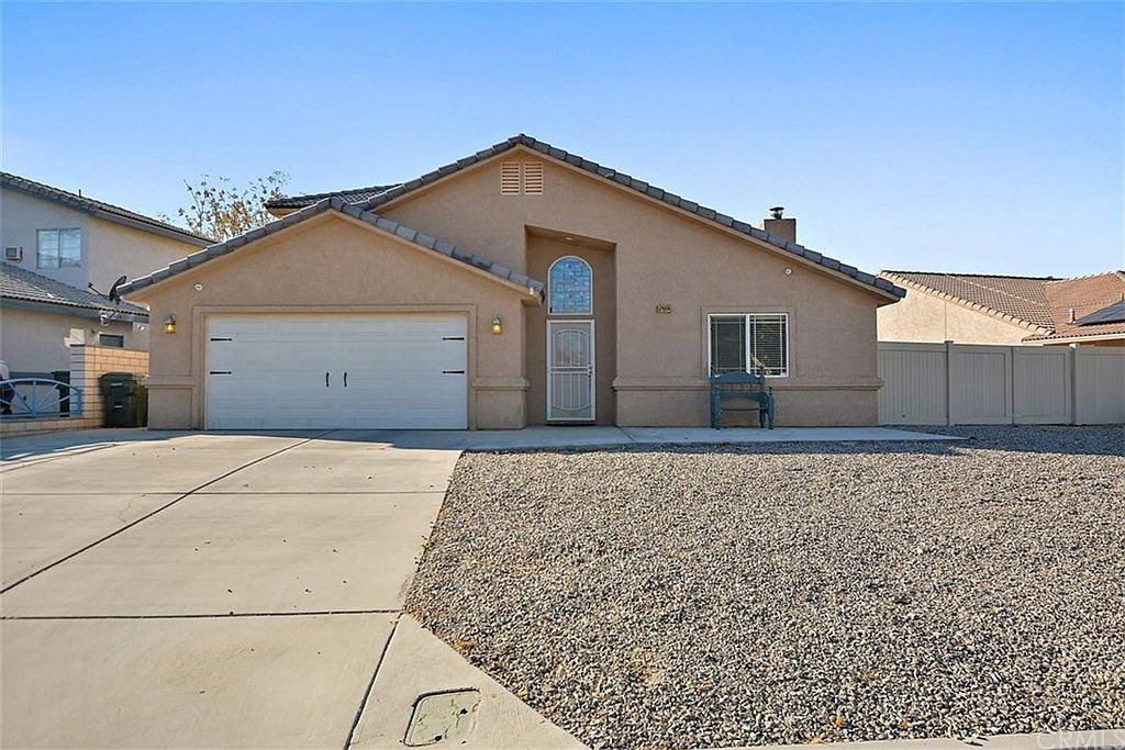 27854 Hummingbird Ln, Helendale, CA 92342 | Zillow