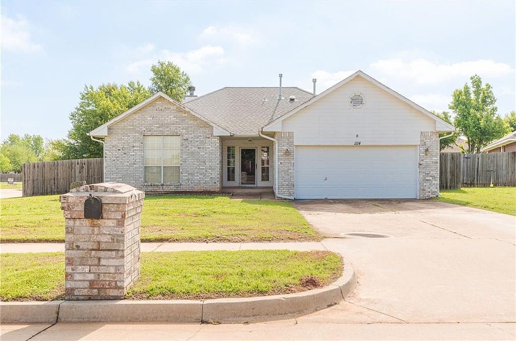 1114 S Douglas Dr, Mustang, OK 73064 | Zillow