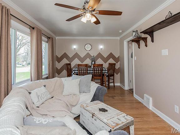 4342 Hannover Cts, Saint Louis, MO 63123 | Zillow