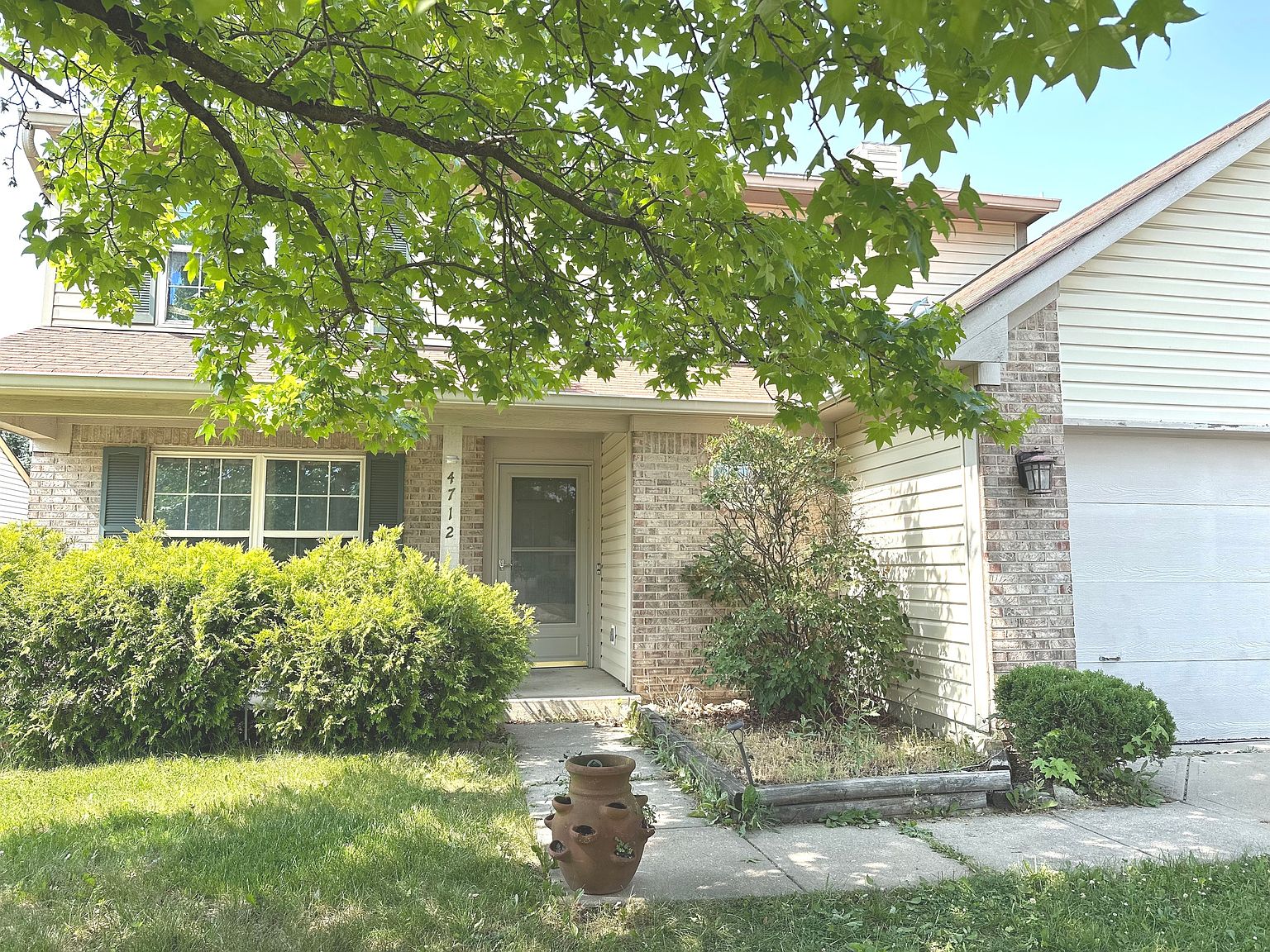 4712 Oakforge Dr, Indianapolis, IN 46254 | Zillow