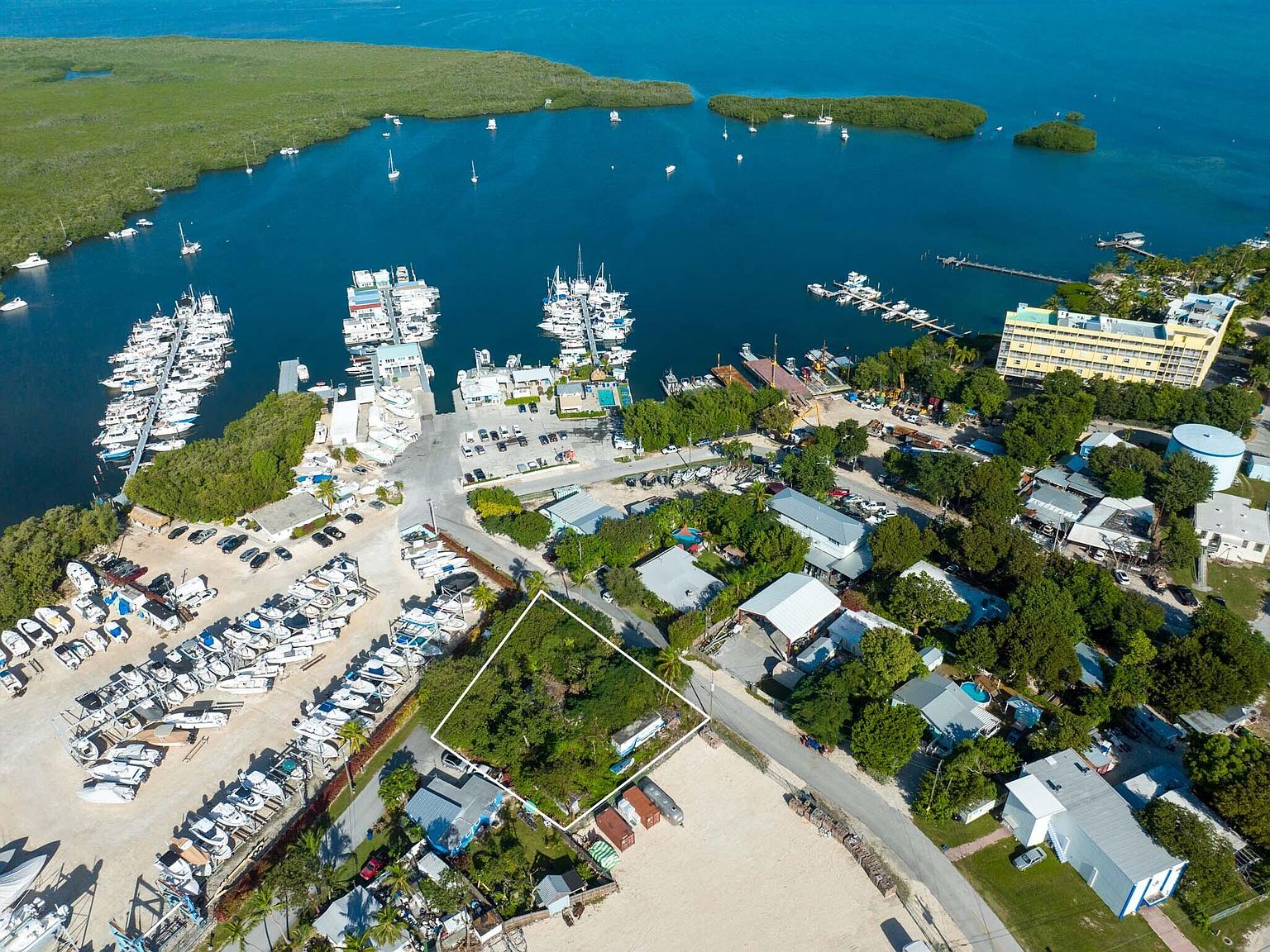 159 Florida Ave, Tavernier, FL 33070 | Zillow