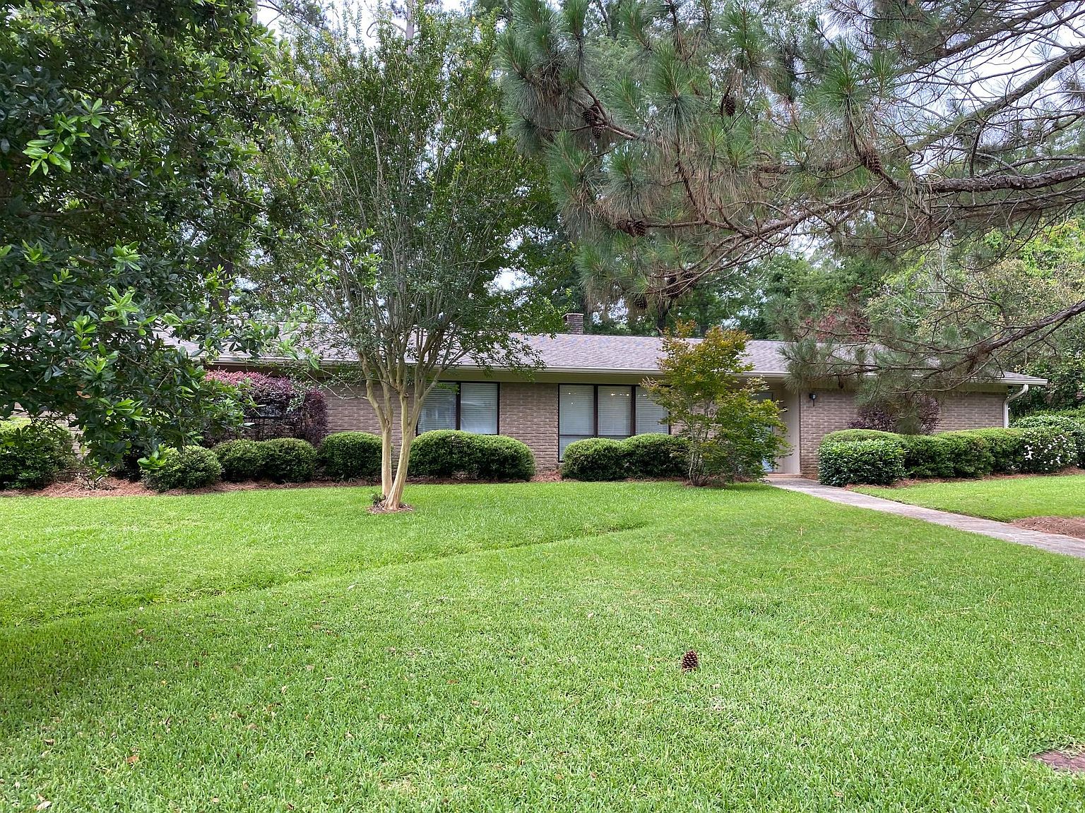 106 Hillendale Dr, Hattiesburg, MS 39402 | Zillow