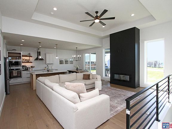 185 Kristi Ln, Hickman, NE 68372 | Zillow