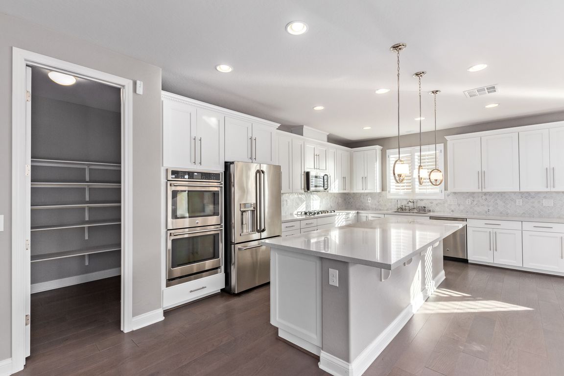 8797 Pinley Spring St, Las Vegas, NV 89113 | MLS #2650685 | Zillow