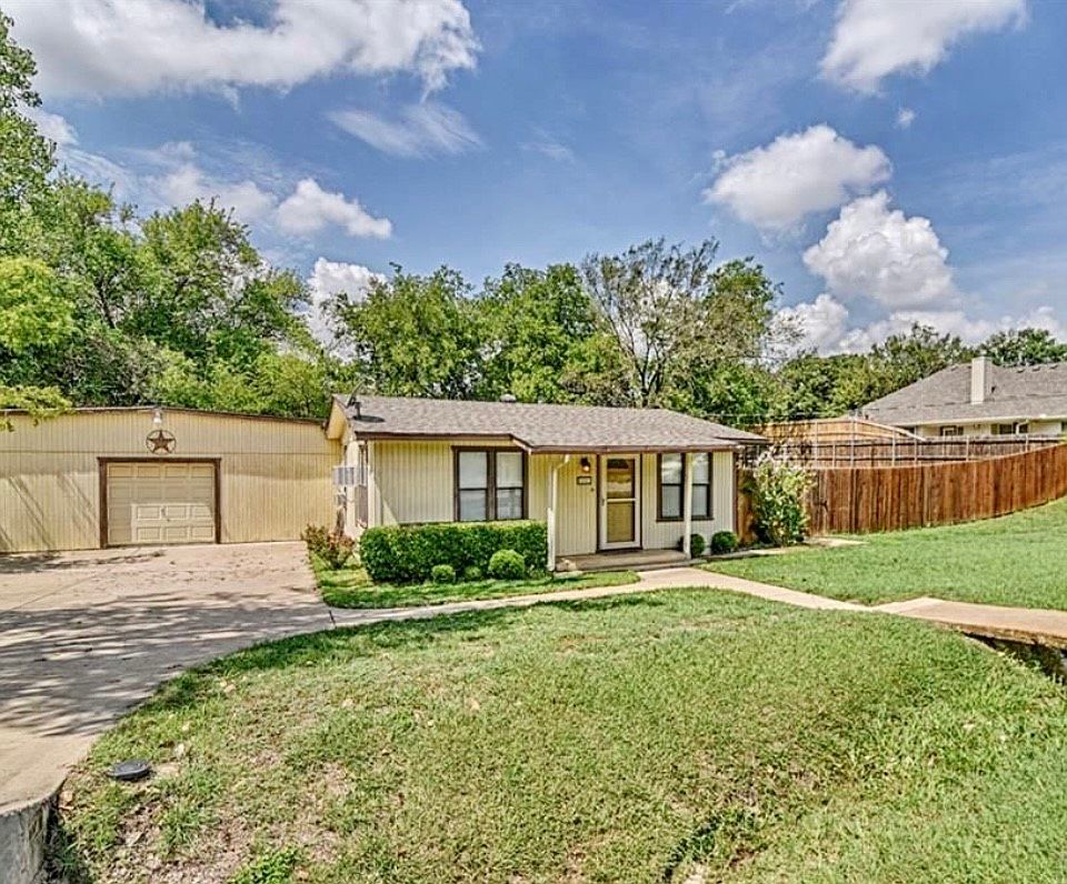 101 Kenney St, Kennedale, TX 76060 | Zillow