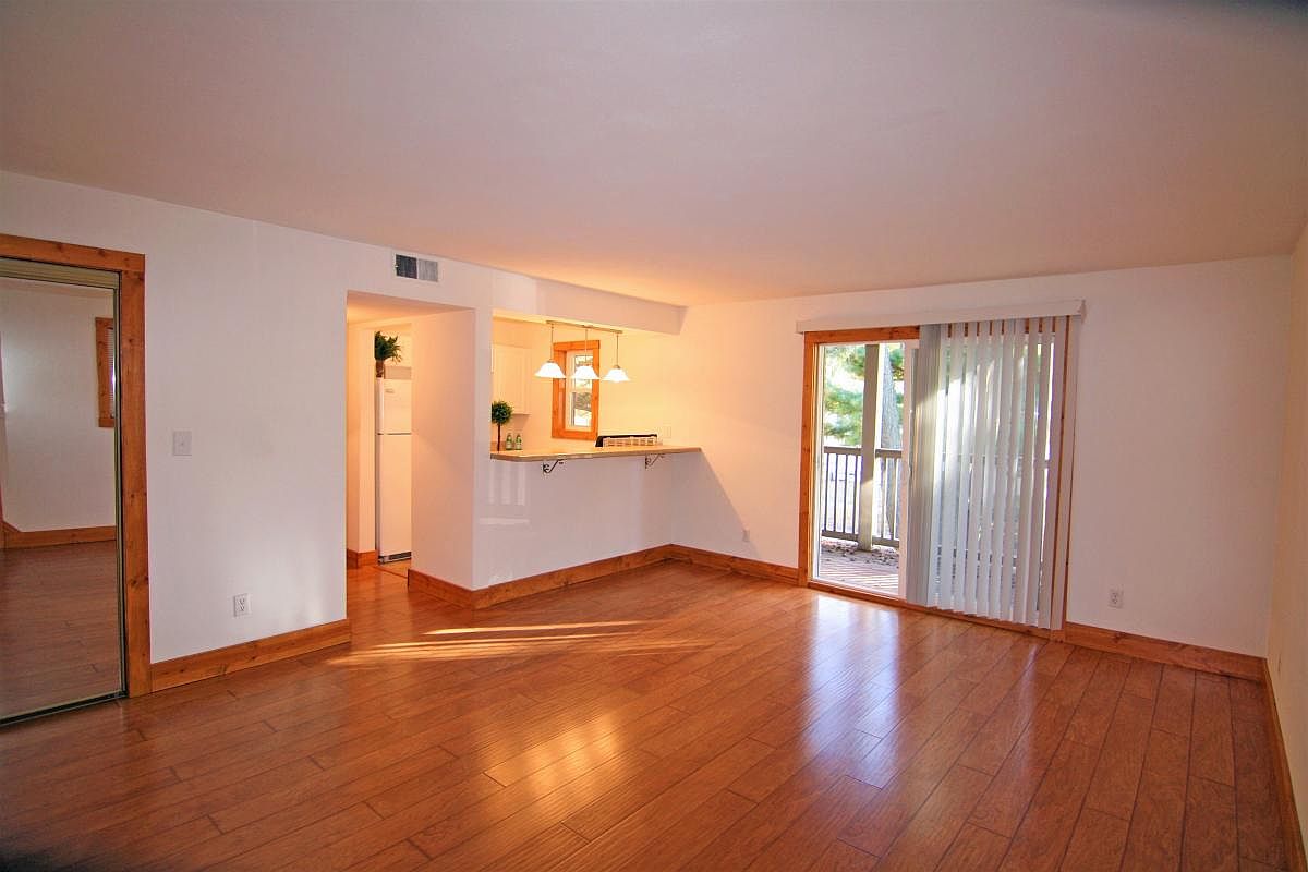 437 W Edwards St APT 32, Springfield, IL 62704 | Zillow