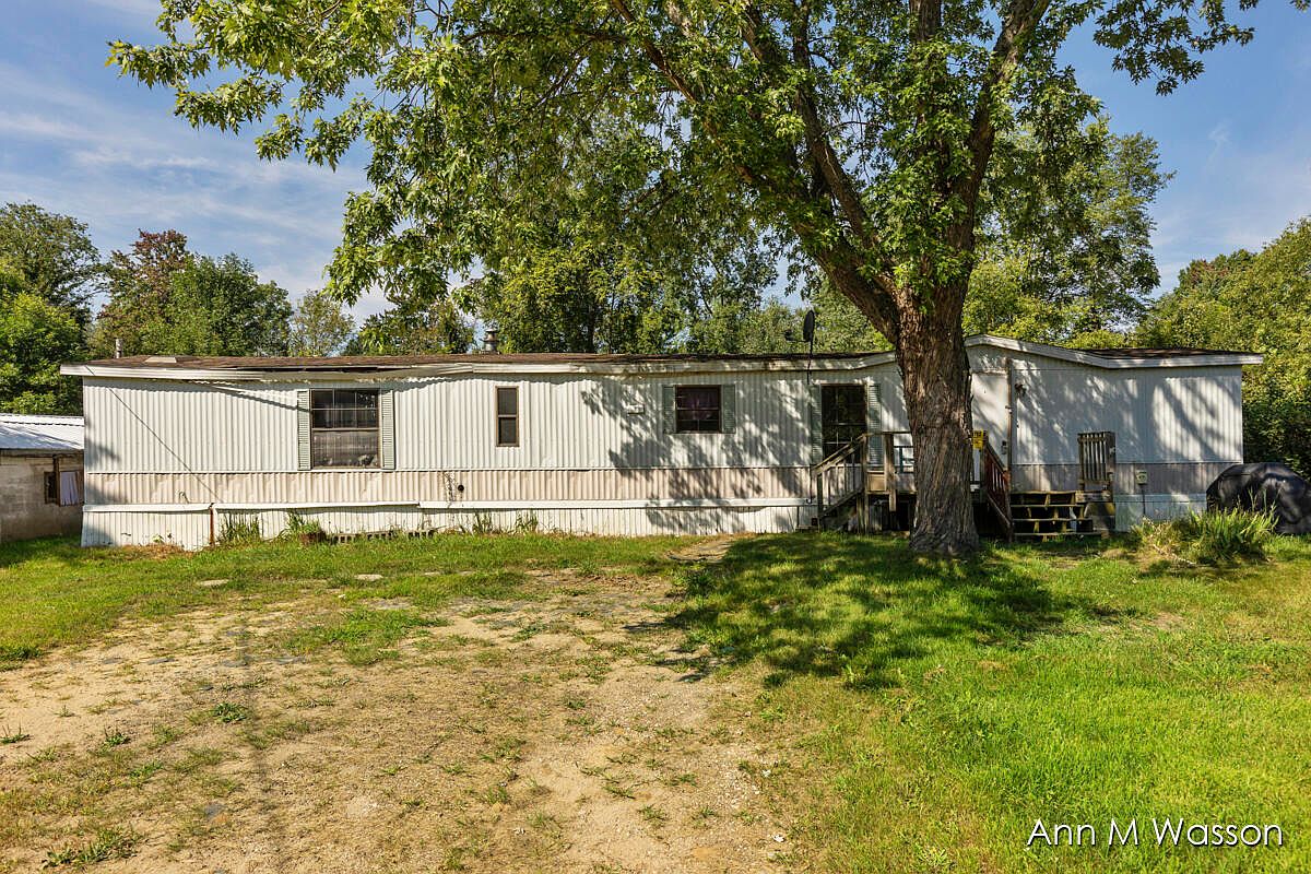 14065 Podunk Ave, Gowen, MI 49326 | Zillow