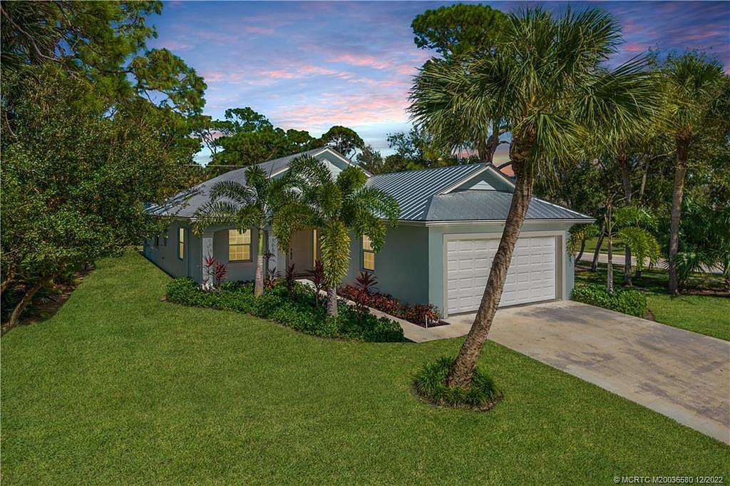 8855 Alabama Pl, Hobe Sound, FL 33455 | Zillow
