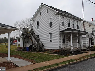 360 Main St Wellsville PA | Zillow