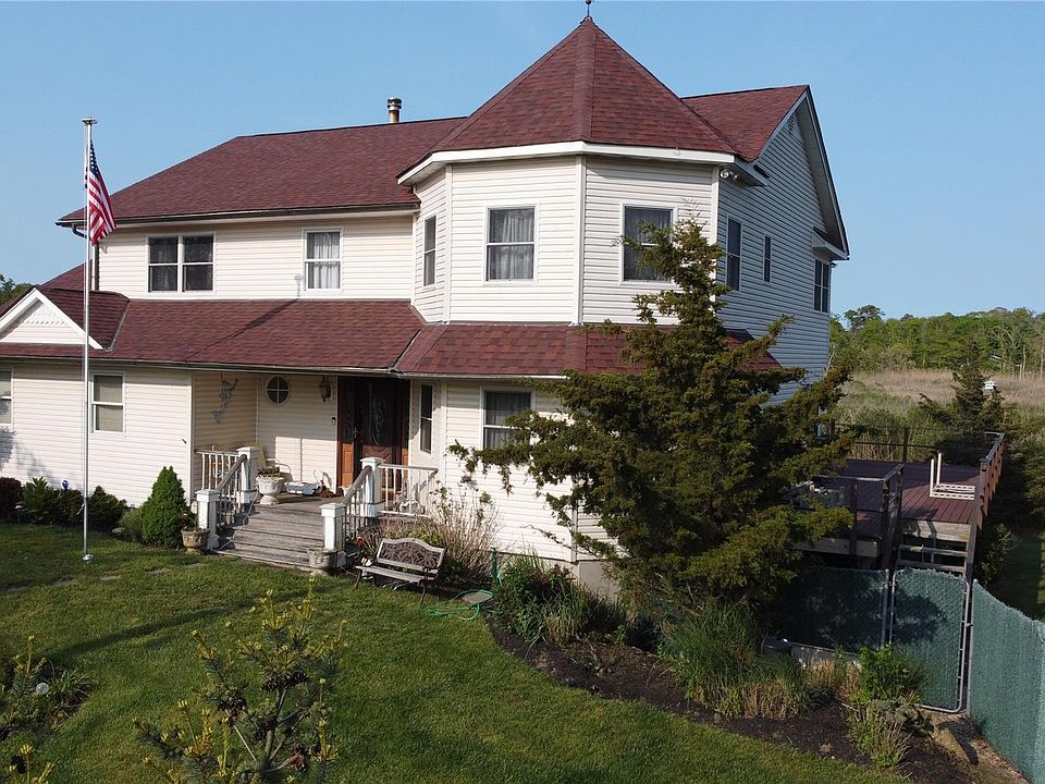 27 Abby Lane, Shirley, NY 11967 | MLS #3436441 | Zillow