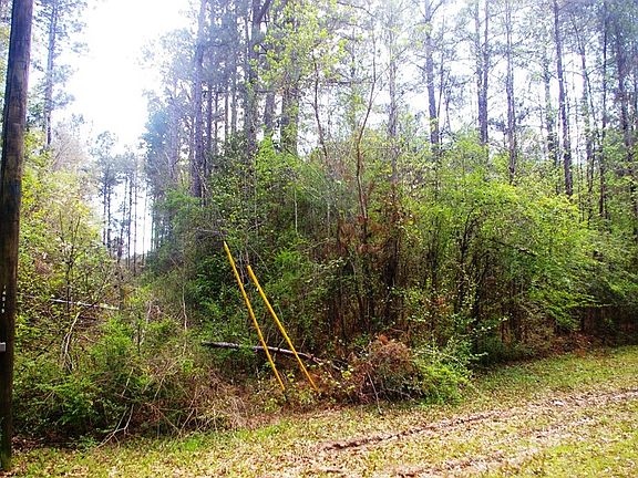 1008 Smith Ln, Mccomb, MS 39648 | Zillow