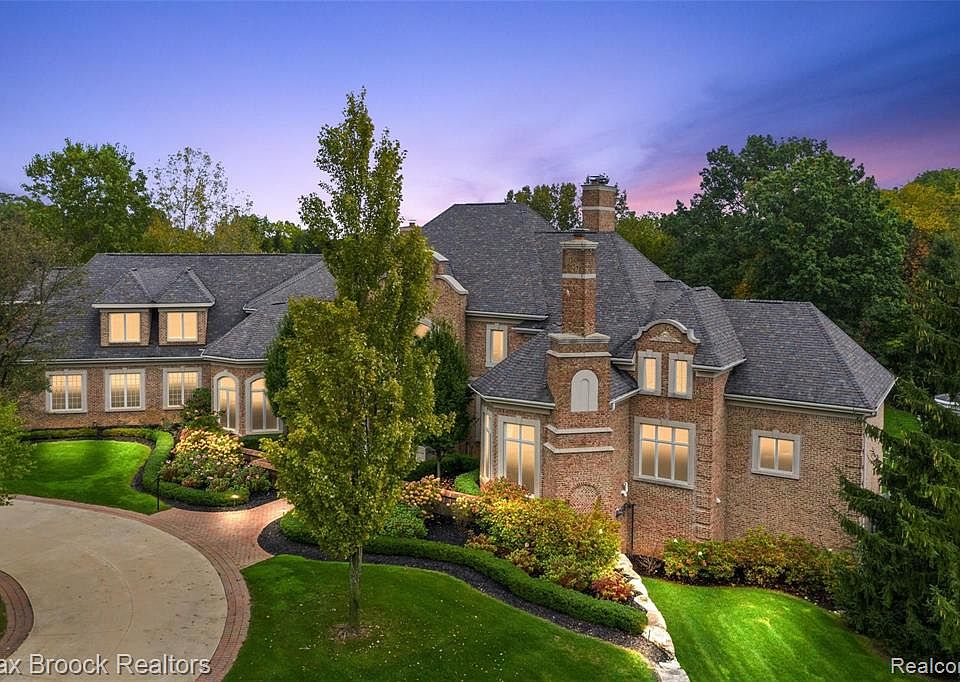 5489 Orchard Ridge Dr, Oakland, MI 48306 | Zillow