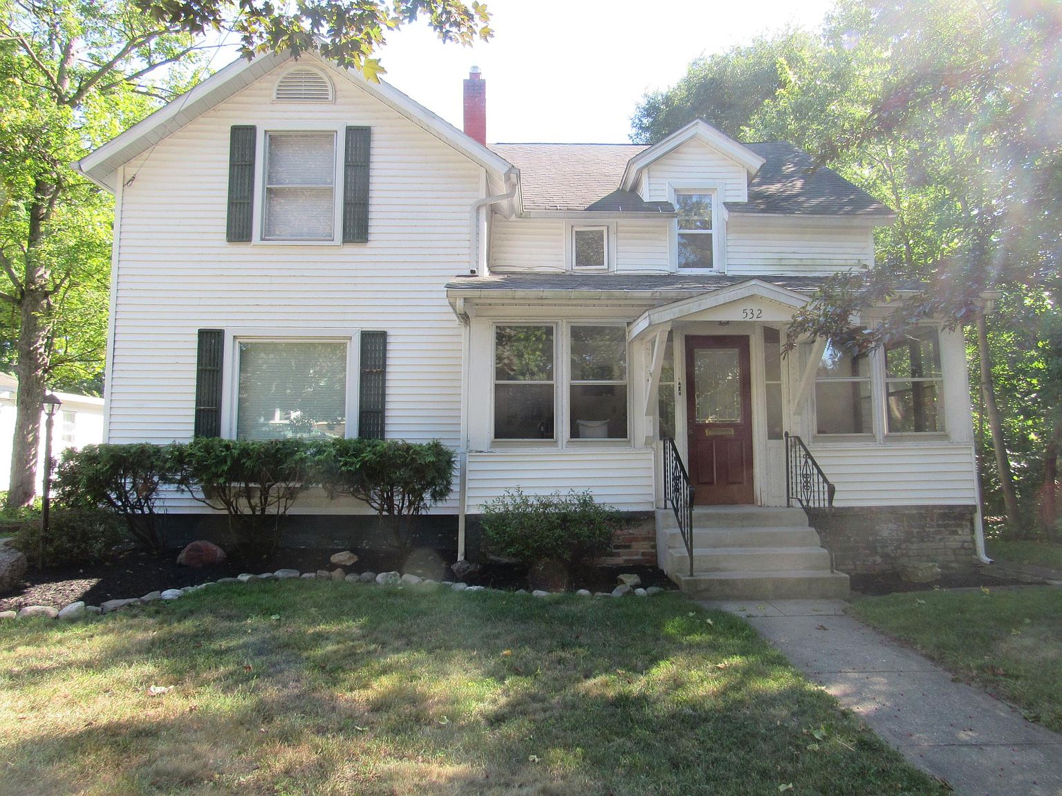 532 Oak St APT C, Niles, MI 49120 | Zillow