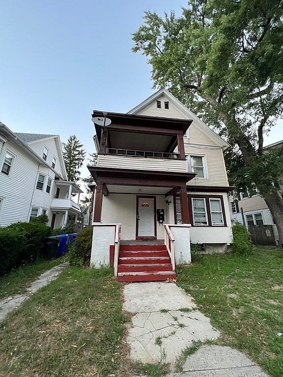 373 White St, Springfield, MA 01108 | Zillow