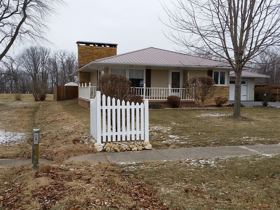 214 E Main St, Little York, IL 61453 | Zillow