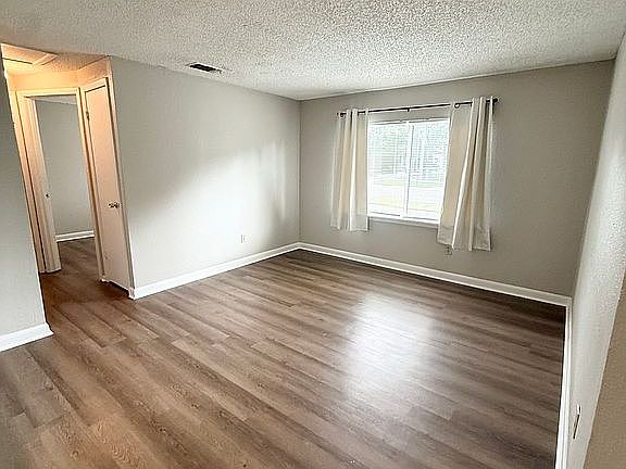 4371 Crossbow Rd, Jacksonville, FL 32208 | Zillow