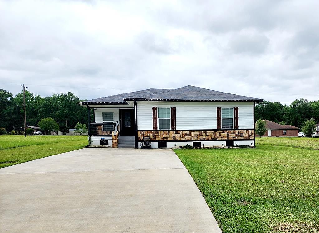 1107 Cypress St, Diboll, TX 75941 | MLS #73132 | Zillow