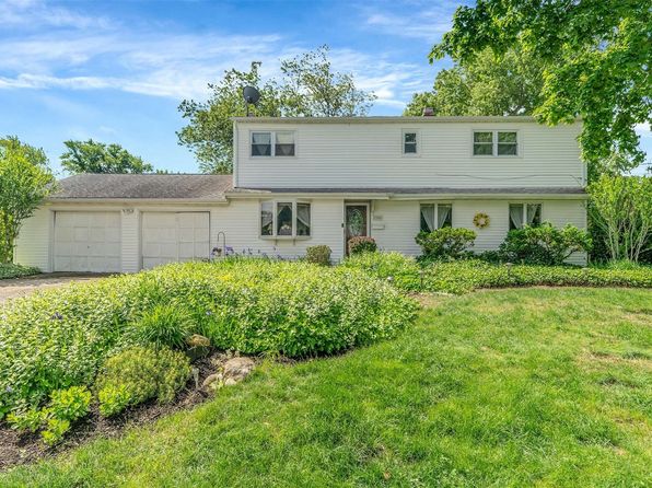 Medford NY Real Estate - Medford NY Homes For Sale | Zillow