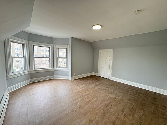 67 Hudson St Floor 3, Newark, NJ 07103 | Zillow