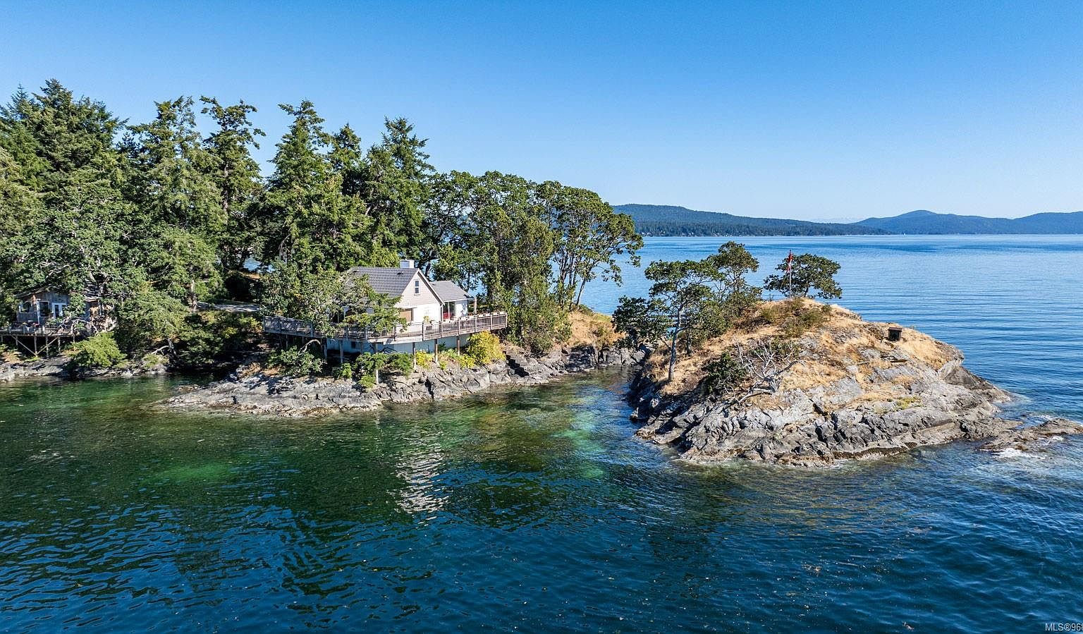 273 Coal Point Ln, North Saanich, BC V8L 5P1 | MLS #968949 | Zillow