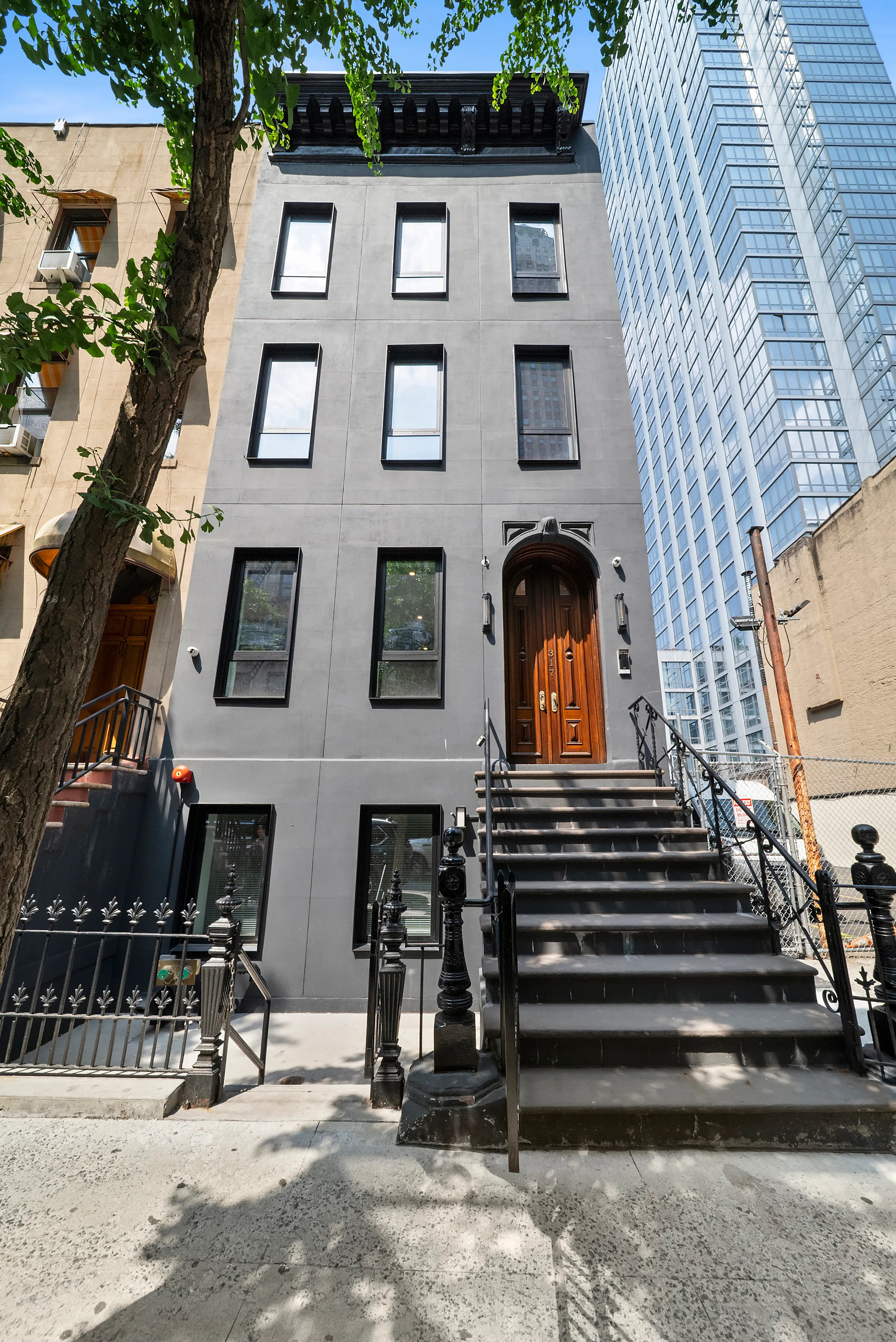 317 West 51st Street #PH3R in Hell's Kitchen, Manhattan | StreetEasy