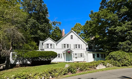 Houses for Rent near Westhill High School Stamford, CT - Page 2 | HotPads